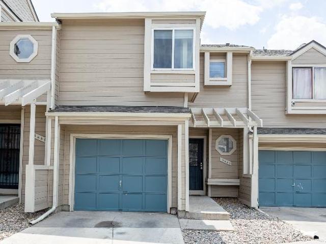 2 Br, 2 bath, Townhouse/Brownstone/RowHouse 3441 Atlantic Dr