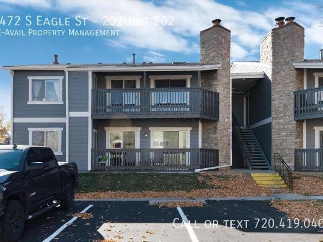 2 Br, 2 bath, Townhouse/Brownstone/RowHouse 3472 S Eagle St