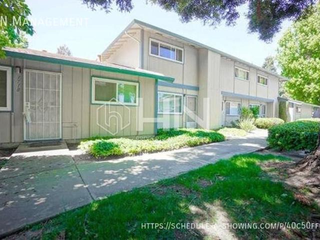 2 Br, 2 bath, Townhouse/Brownstone/RowHouse 3708 Colet Ter