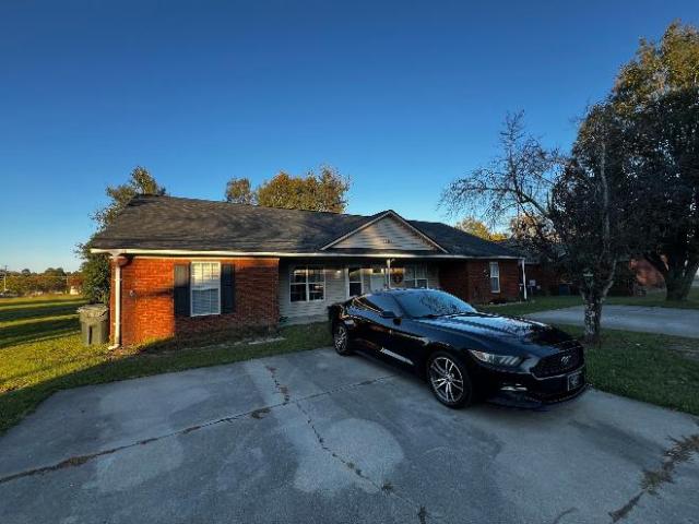 2 Br, 2 bath, Townhouse/Brownstone/RowHouse 3866 West Wilson St