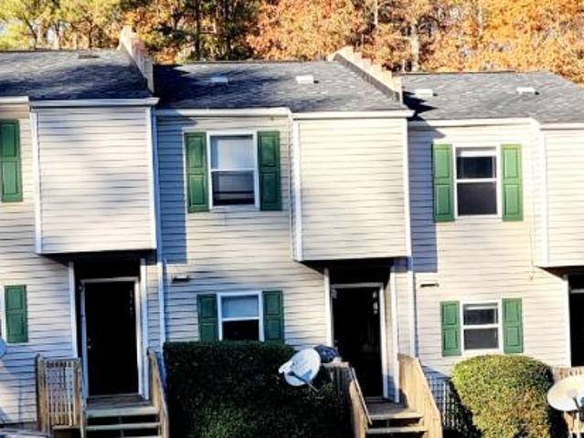 2 Br, 2 bath, Townhouse/Brownstone/RowHouse 3949 Keswick