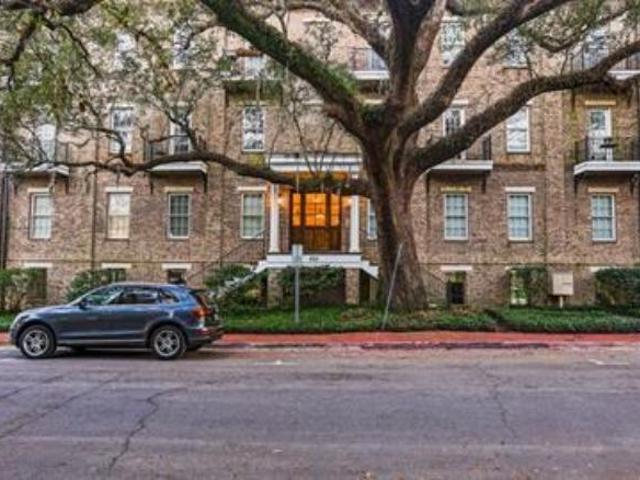 2 Br, 2 bath, Townhouse/Brownstone/RowHouse 425 East Mcdonough Street Unit 311