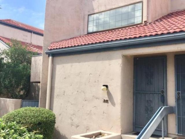 2 Br, 2 bath, Townhouse/Brownstone/RowHouse 4283 N River Grove Cir