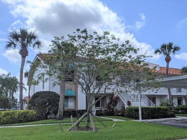 2 Br, 2 bath, Townhouse/Brownstone/RowHouse 4378 Maderia Court