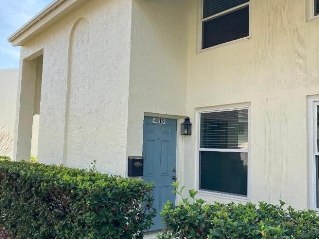 2 Br, 2 bath, Townhouse/Brownstone/RowHouse 4513 La Carmen Court