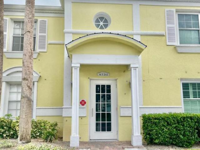 2 Br, 2 bath, Townhouse/Brownstone/RowHouse 4730 Coquina Key Drive Southeast