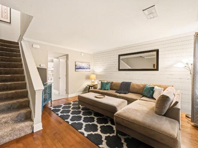 2 Br, 2 bath, Townhouse/Brownstone/RowHouse 507 Stinson Dr