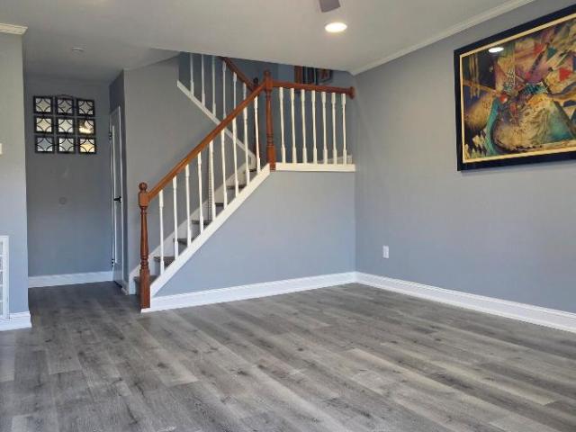 2 Br, 2 bath, Townhouse/Brownstone/RowHouse 515 Germantown Ct