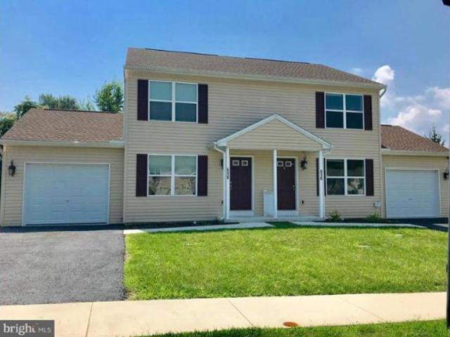 2 Br, 2 bath, Townhouse/Brownstone/RowHouse 516 Dakemich Ct