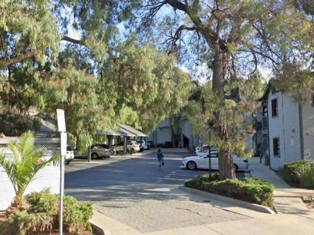 2 Br, 2 bath, Townhouse/Brownstone/RowHouse 521 West Montecito Street