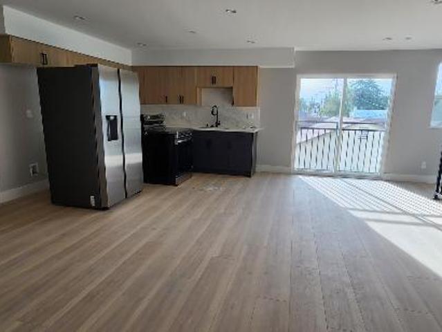 2 Br, 2 bath, Townhouse/Brownstone/RowHouse 5725 Klump Ave