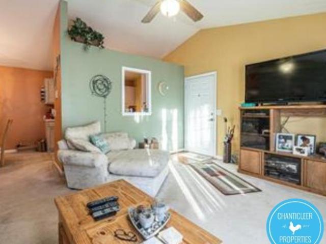 2 Br, 2 bath, Townhouse/Brownstone/RowHouse 5801 Battery Dr