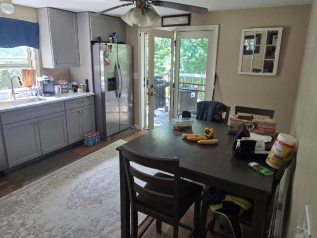 2 Br, 2 bath, Townhouse/Brownstone/RowHouse 67a Speare Rd