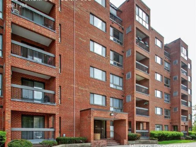 2 Br, 2 bath, Townhouse/Brownstone/RowHouse 701 Forum Sq