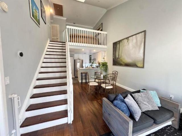 2 Br, 2 bath, Townhouse/Brownstone/RowHouse 7174 Sportsman Dr