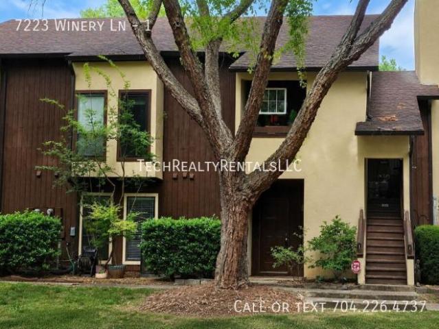 2 Br, 2 bath, Townhouse/Brownstone/RowHouse 7223 Winery Ln