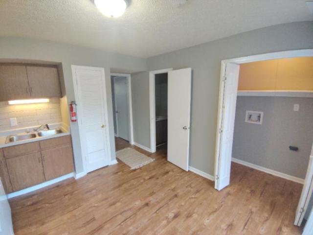 2 Br, 2 bath, Townhouse/Brownstone/RowHouse 74 Duiguid Dr