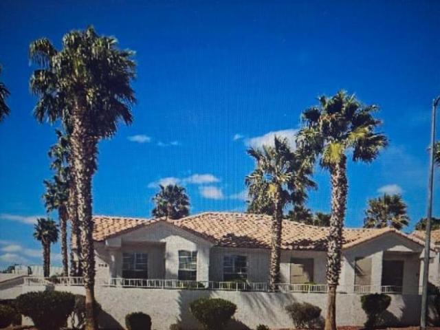 2 Br, 2 bath, Townhouse/Brownstone/RowHouse 758 Mesa Springs Dr