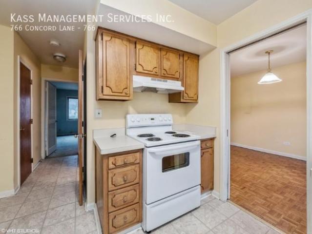 2 Br, 2 bath, Townhouse/Brownstone/RowHouse 766 Concord Lane