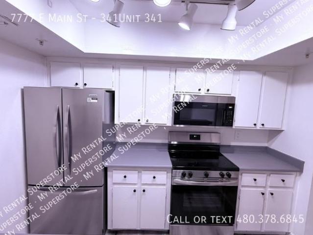 2 Br, 2 bath, Townhouse/Brownstone/RowHouse 7777 E Main St