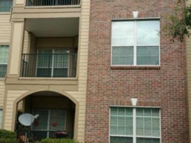 2 Br, 2 bath, Townhouse/Brownstone/RowHouse 7800 Point Meadows Dr