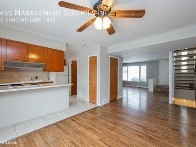 2 Br, 2 bath, Townhouse/Brownstone/RowHouse 802 Concord Lane