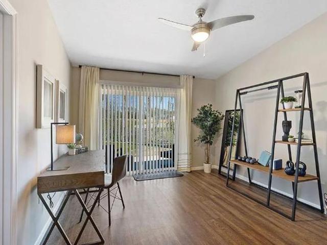 2 Br, 2 bath, Townhouse/Brownstone/RowHouse 901 Wood Rose Dr