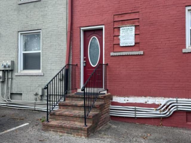 2 Br, 2 bath, Townhouse/Brownstone/RowHouse 90 E 8th Ave
