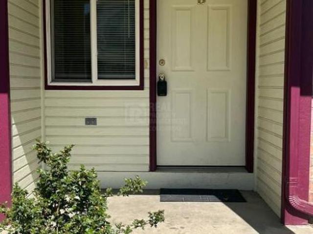 2 Br, 2 bath, Townhouse/Brownstone/RowHouse 911 Tulip S