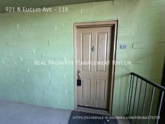 2 Br, 2 bath, Townhouse/Brownstone/RowHouse 921 N Euclid Ave