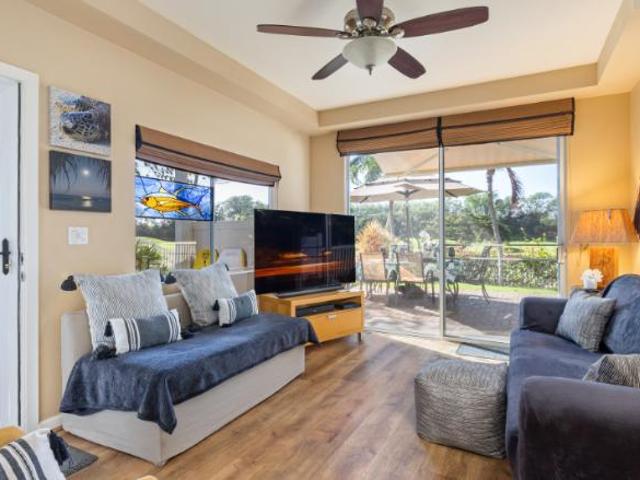 2 Br, 2 bath, Townhouse/Brownstone/RowHouse 92 1517 Aliinui Drive