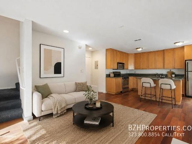 2 Br, 2 bath, Townhouse/Brownstone/RowHouse 937 Wilcox Ave