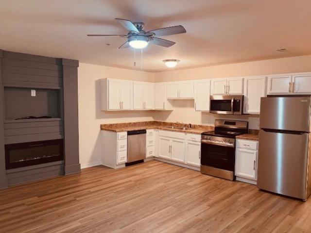 2 Br, 2 bath, Townhouse/Brownstone/RowHouse 965 Middle Lane
