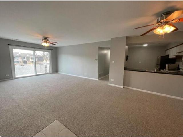 2 Br, 2 bath, Townhouse/Brownstone/RowHouse West Euclid Avenue 1