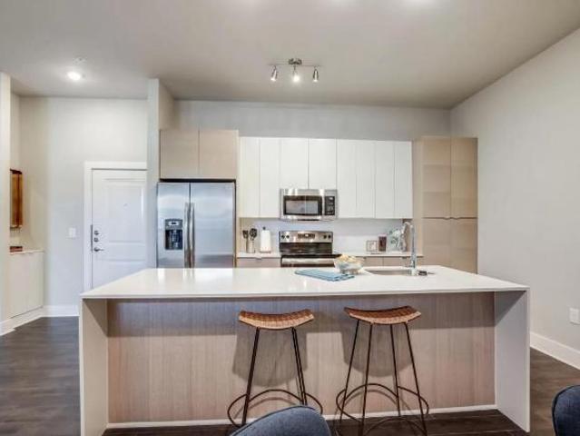 2 Br, 2 bath, Apartment 105 Ivy Grn Wy