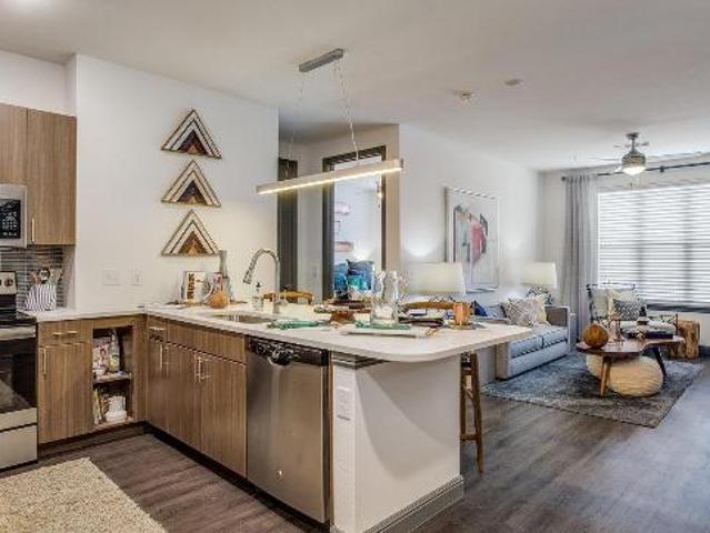 2 Br, 2 bath, Apartment 1090 West Exchange Parkway