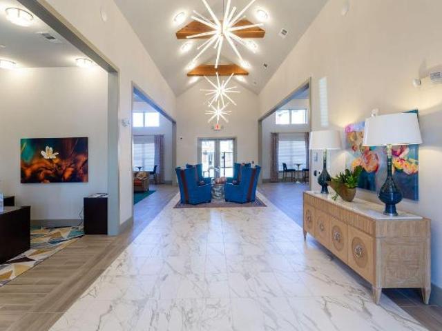 2 Br, 2 bath, Apartment 1003 Windmill Farms Blvd