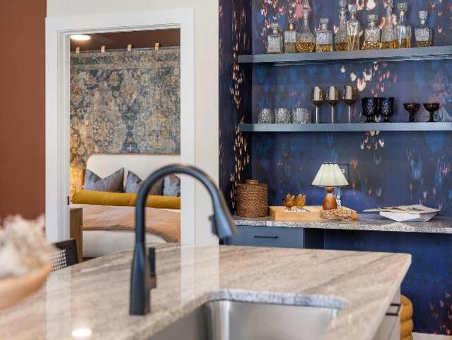 2 Br, 2 bath, Apartment 1000 Marlowe Vista Pl