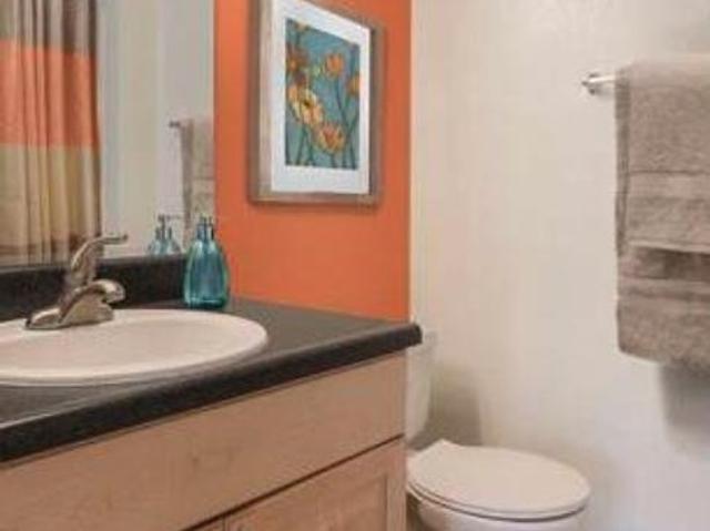 2 Br, 2 bath, Apartment 10024 Paseo Montril