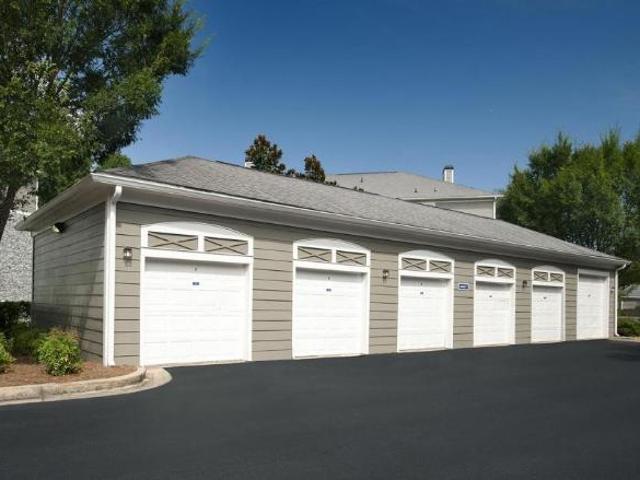2 Br, 2 bath, Apartment 100 Merrick Drive