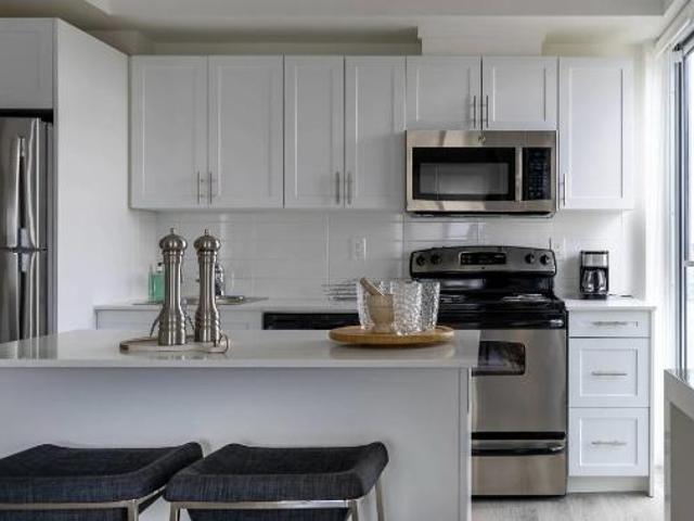 2 Br, 2 bath, Apartment 100 Bond Street East
