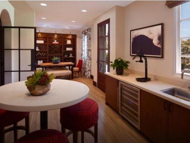 2 Br, 2 bath, Apartment 100 Cantor