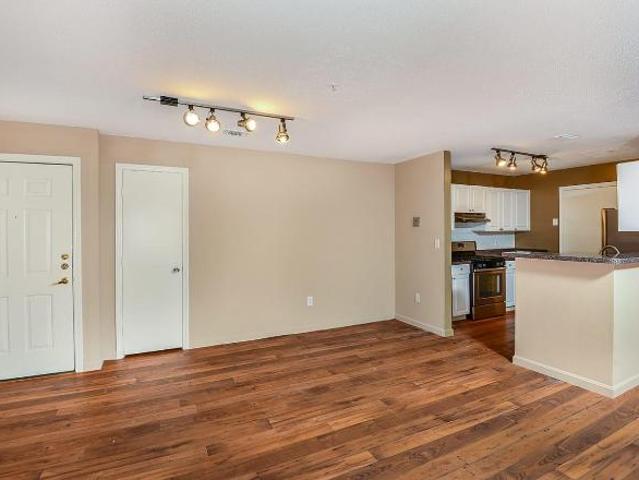 2 Br, 2 bath, Apartment 100 Charlestown Meadows Drive