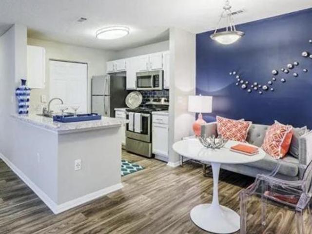 2 Br, 2 bath, Apartment 100 Eclipse Dr