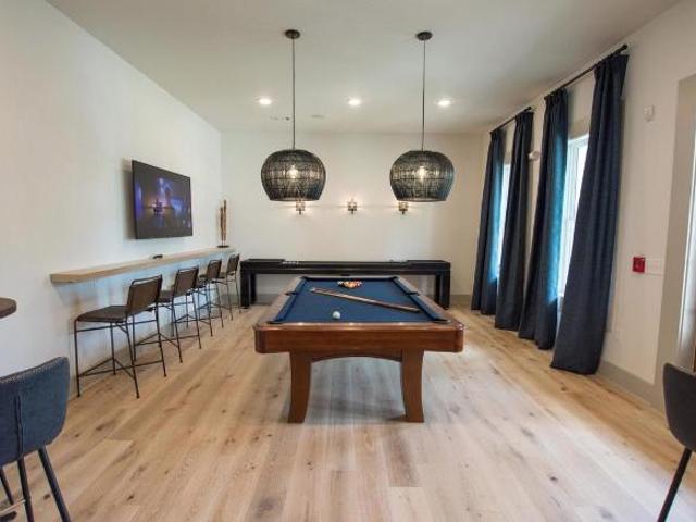 2 Br, 2 bath, Apartment 100 Holly Park Court