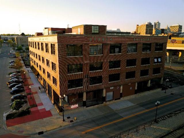 2 Br, 2 bath, Apartment 100 Walnut Street