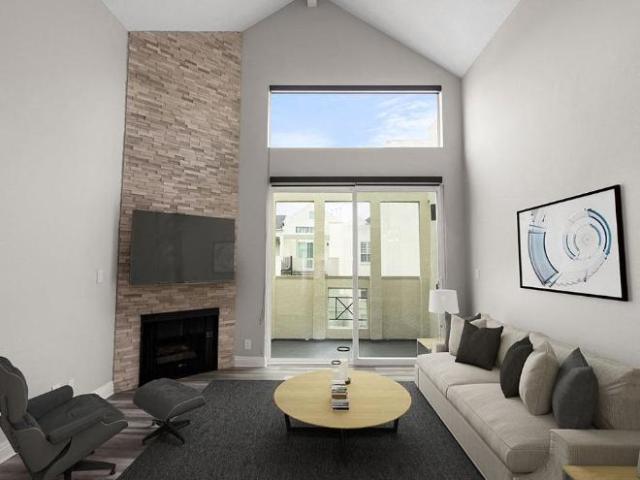 2 Br, 2 bath, Apartment 10125 Palms Blvd