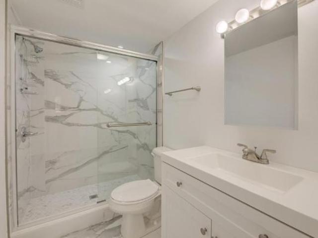 2 Br, 2 bath, Apartment 1017 Nw 30th Ct