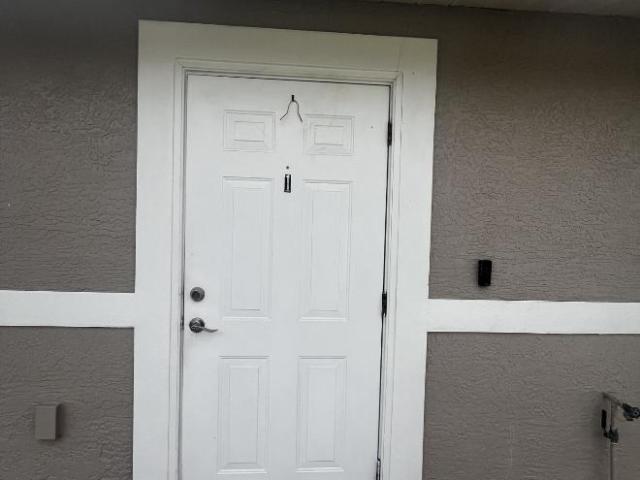 2 Br, 2 bath, Apartment 1019 Southeast 11th Street