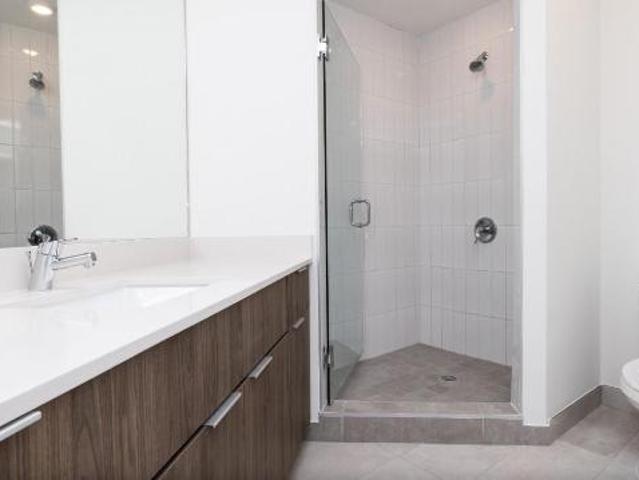 2 Br, 2 bath, Apartment 101 S East Coast St
